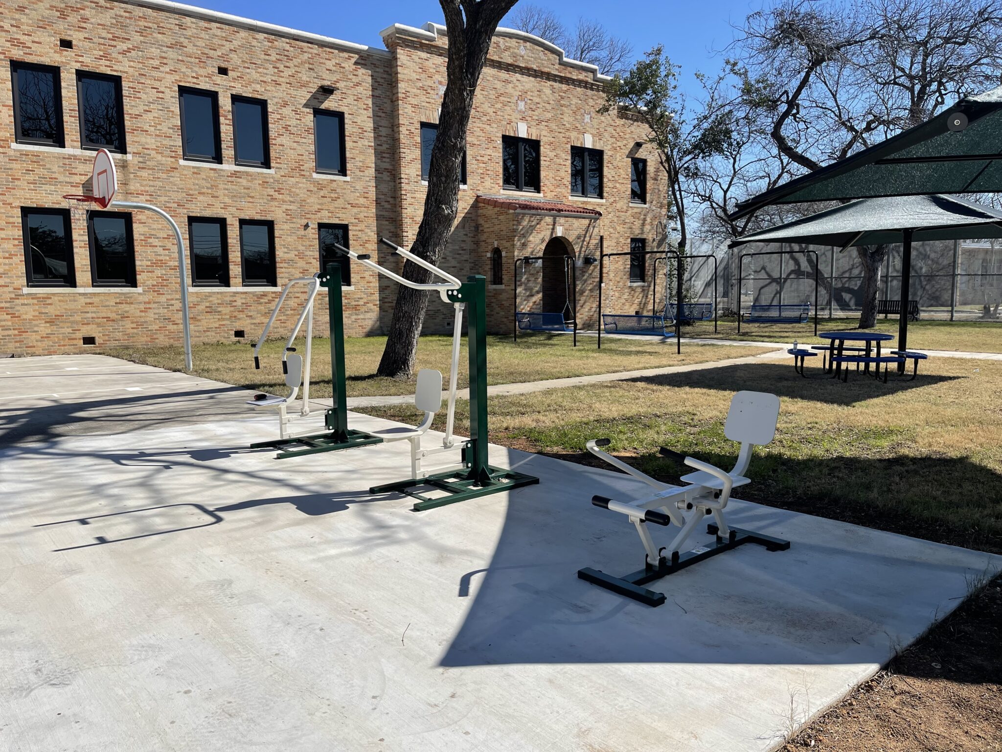Ultimate Guide to Park Exercise Equipment - Outdoor Gym Equipment